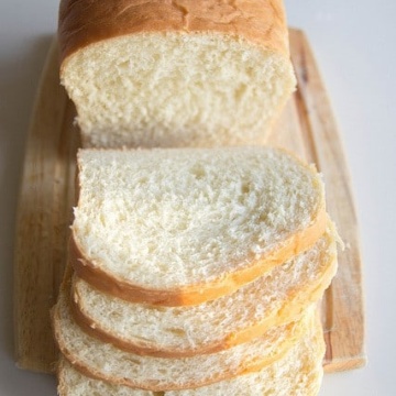 classic white sandwich bread - Feeling Foodish