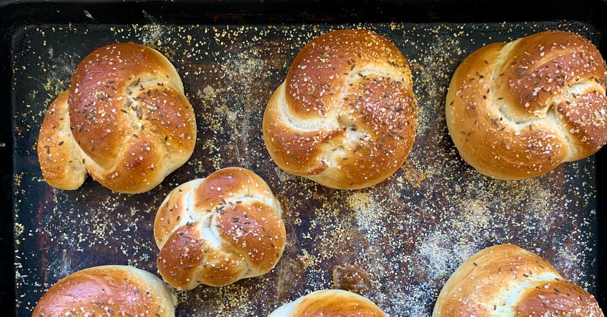 Kimmelweck Rolls (Hard Rolls) - Feeling Foodish