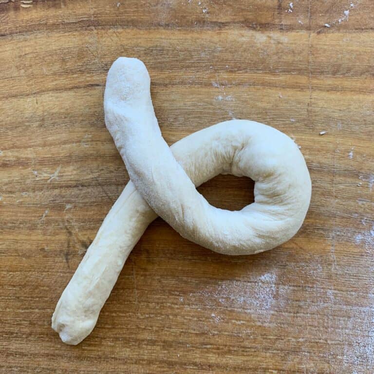 Kimmelweck Rolls (Hard Rolls) - Feeling Foodish