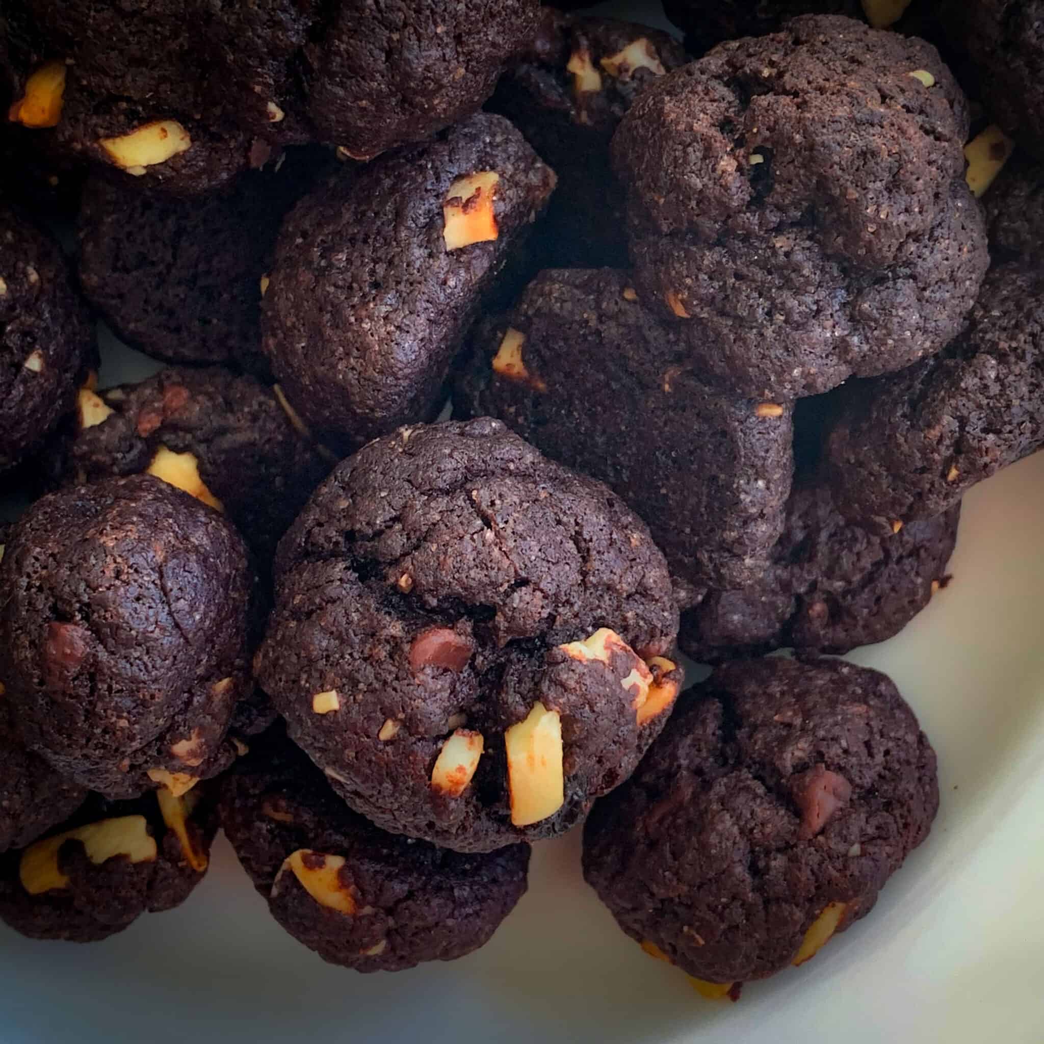 Italian Chocolate Orange Cookies - Feeling Foodish